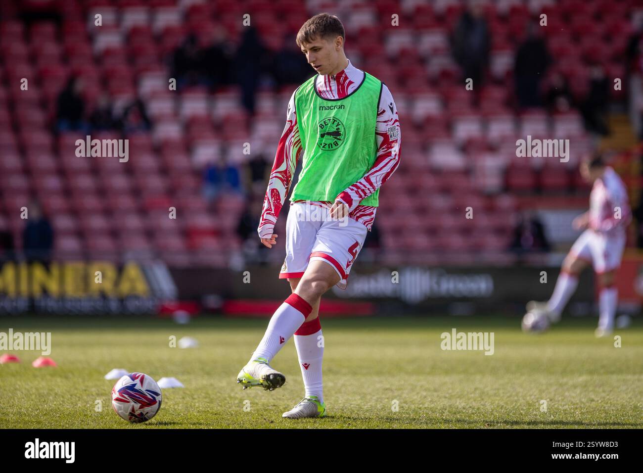 Max Cleworth of Wrexham AFC ahead of the Sky Bet League 1 match Wrexham ...