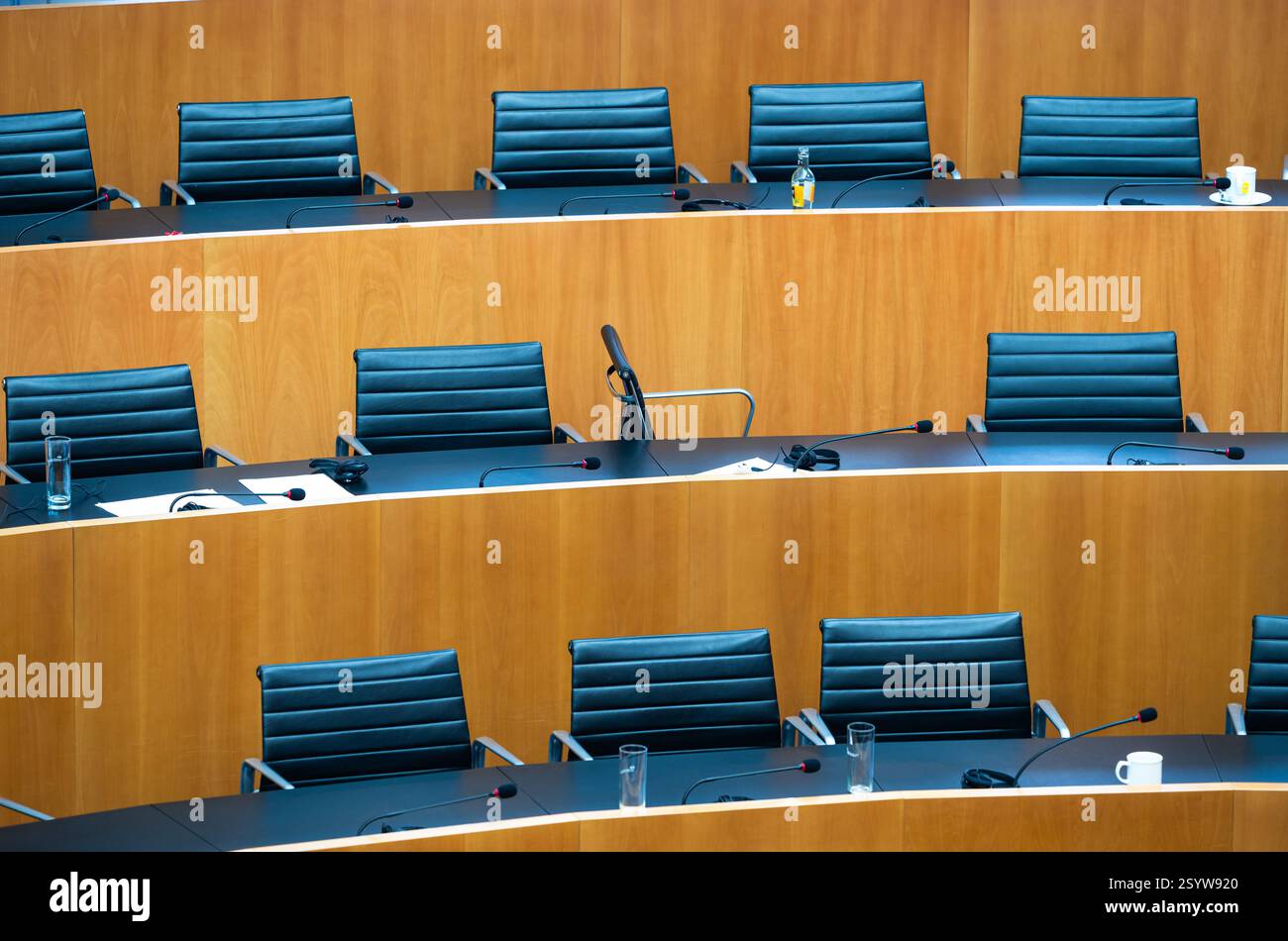 Empty seats at the the plenary sitting of the Brussels Regional ...