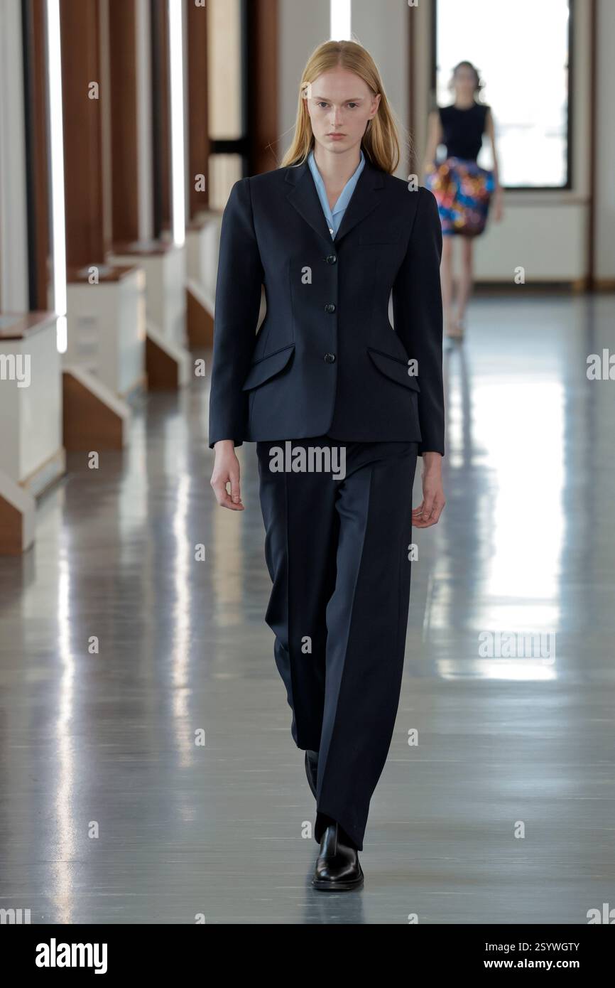 Milan, Italy. 01st Mar, 2025. A model walks on the runway during the ...