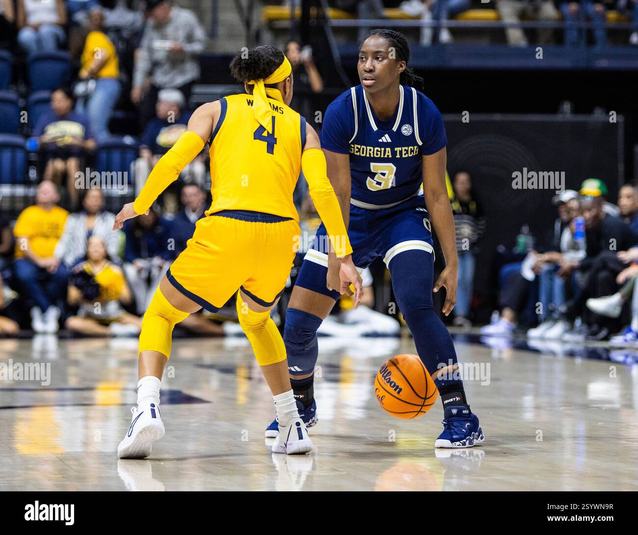 Haas Pavilion Berkeley Calif, USA. 27th Feb, 2025. USA Georgia Tech guard Dani Carnegie (3)looks ...