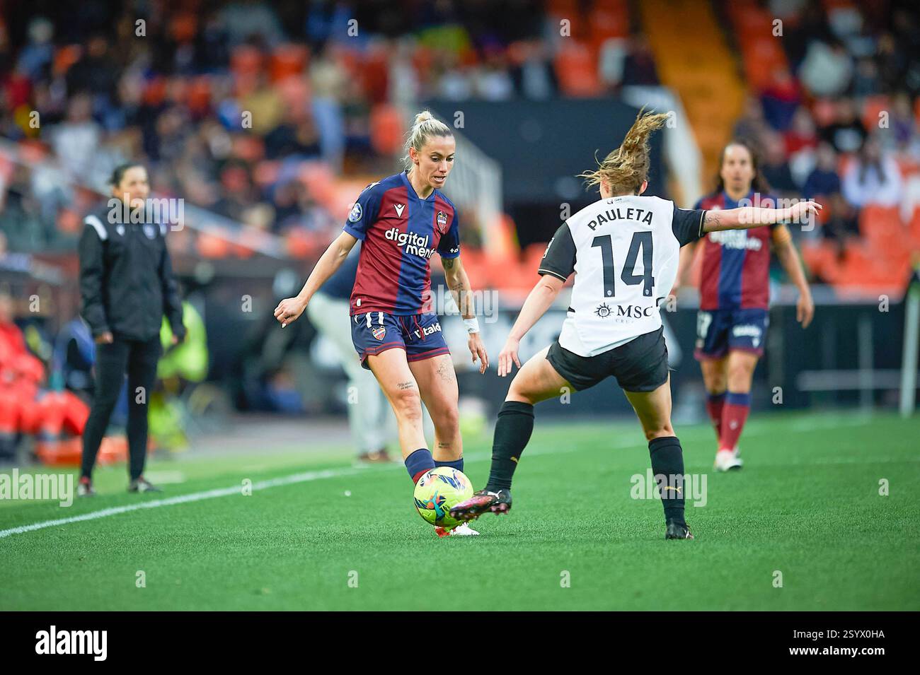 Angela Sosa Martin of Levante UD (L) and Pauleta Sancho of Valencia CF ...