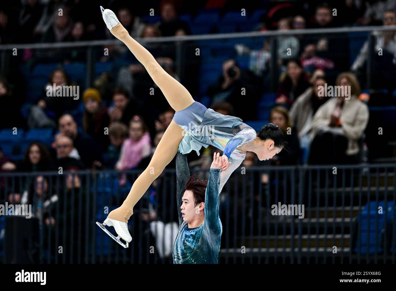 Jiaxuan ZHANG & Yihang HUANG (CHN), during Junior Pairs Free Skating ...