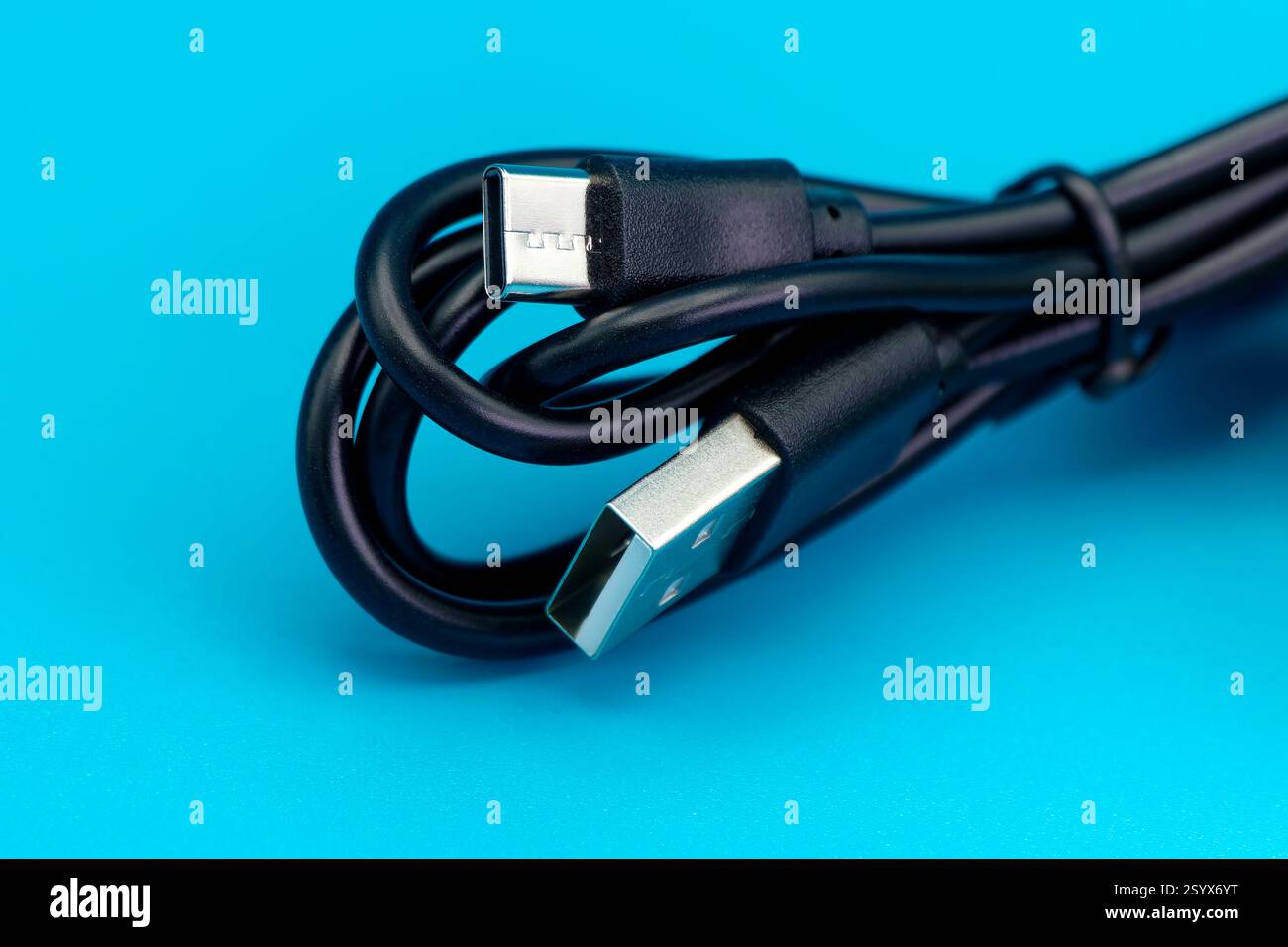 Plug uk usb c hi-res stock photography and images - Alamy
