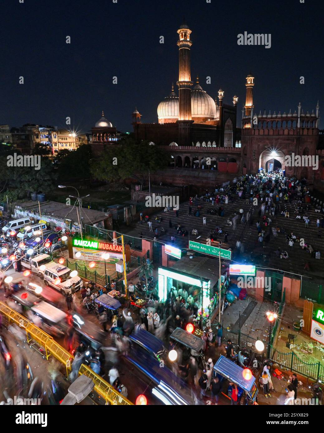 NEW DELHI, INDIA - MARCH 1: Lights and decoration over the Delhi iconic ...