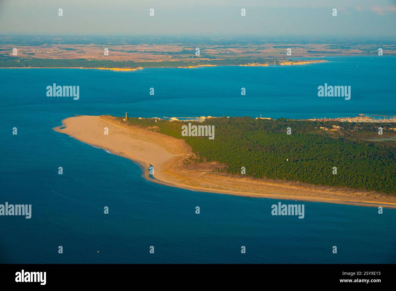 Pointe de grave aquitaine hi-res stock photography and images - Alamy