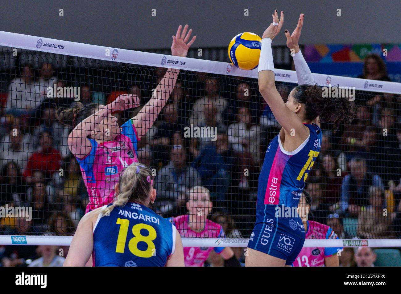 Florence, Italy. 01st Mar, 2025. Ana Carolina da Silva (Savino Del Bene ...