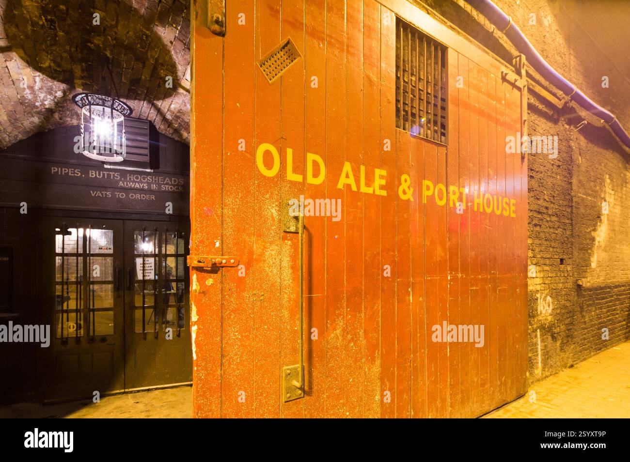 Vats to order hi-res stock photography and images - Alamy