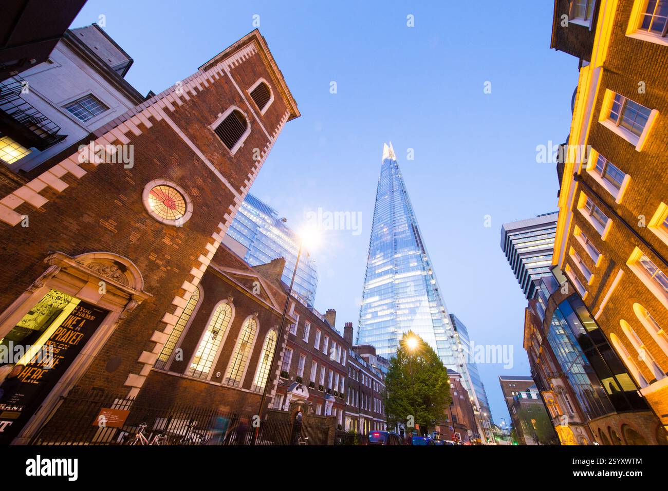 St thomas street london shard hi-res stock photography and images - Alamy