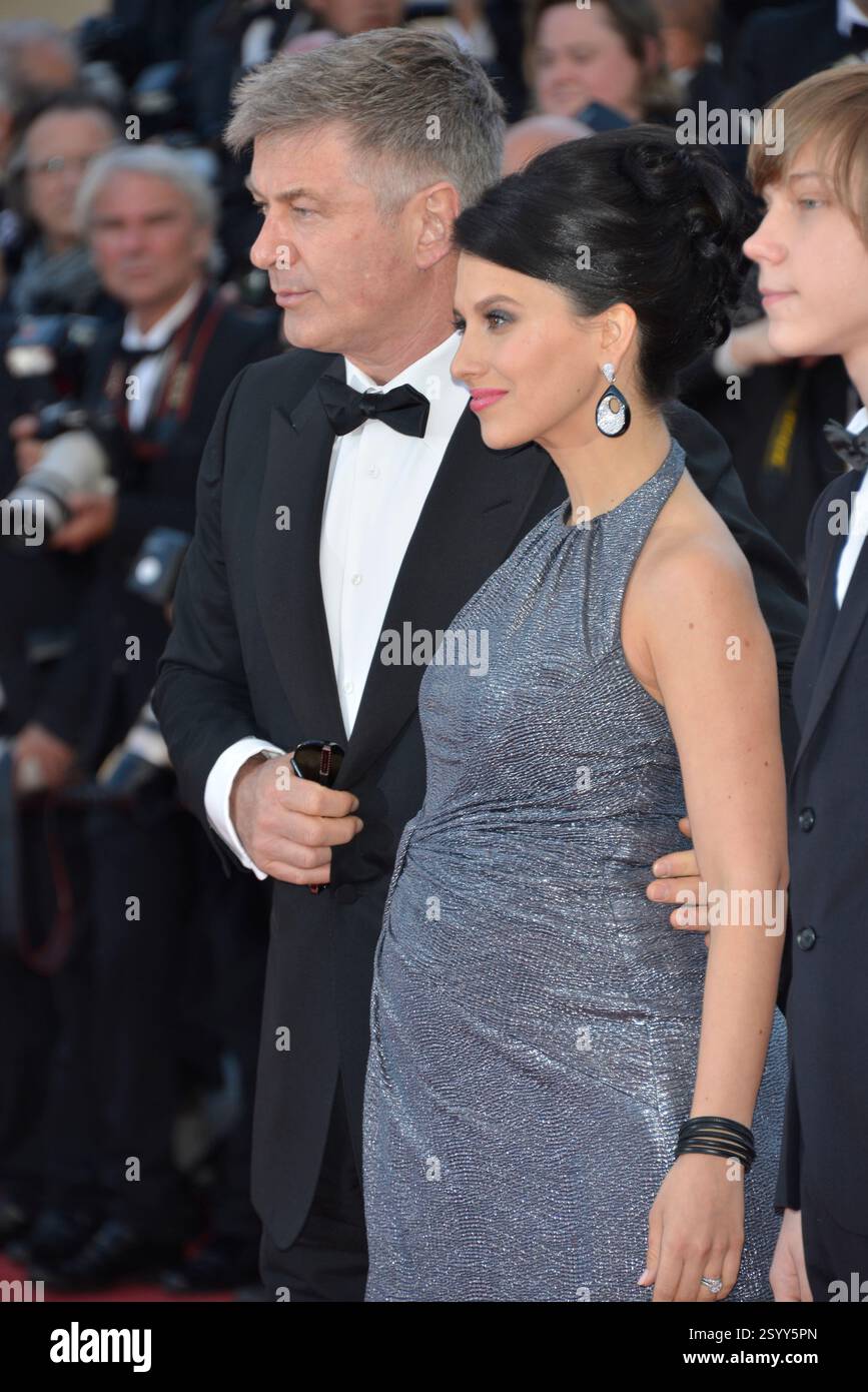 Alec Baldwin, Hilaria Thomas, Andre Toback.'Blood Ties' premiere at the ...