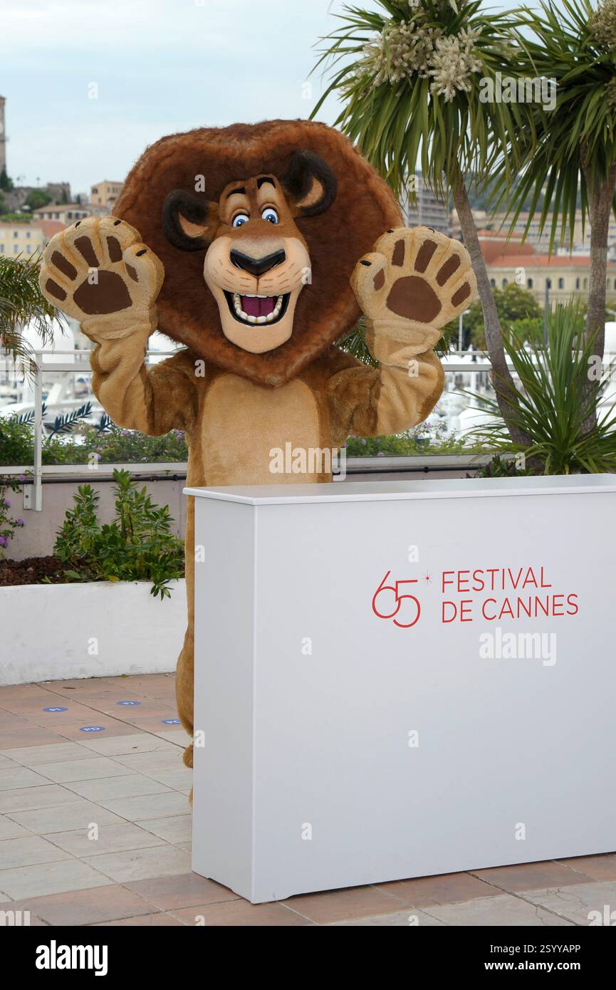 Madagascar alex the lion hi-res stock photography and images - Alamy