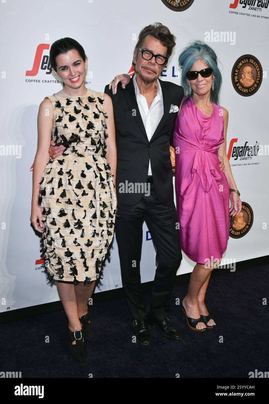 Singer Leah Victoria Hennessey, singer David Johansen and Mara ...