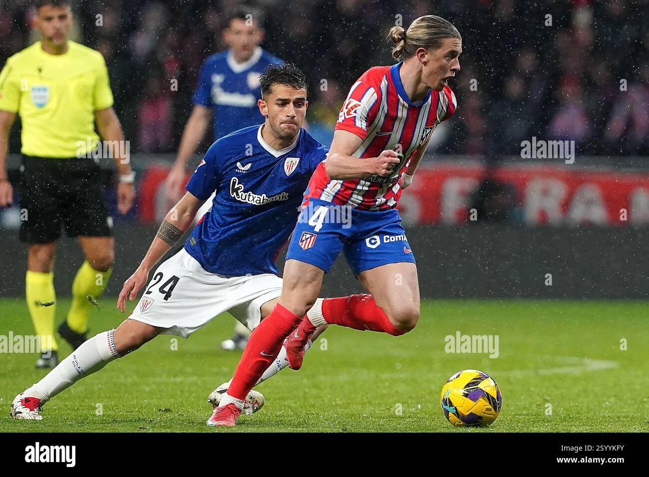 Madrid, Spain. 01st Mar, 2025. Atletico de Madrid's Conor Gallagher (r ...
