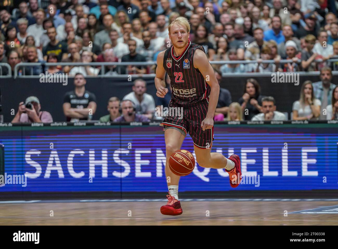 Chemnitz, Deutschland 02. Oktober 2023: 1.BBL - 2023/2024 - Niners ...