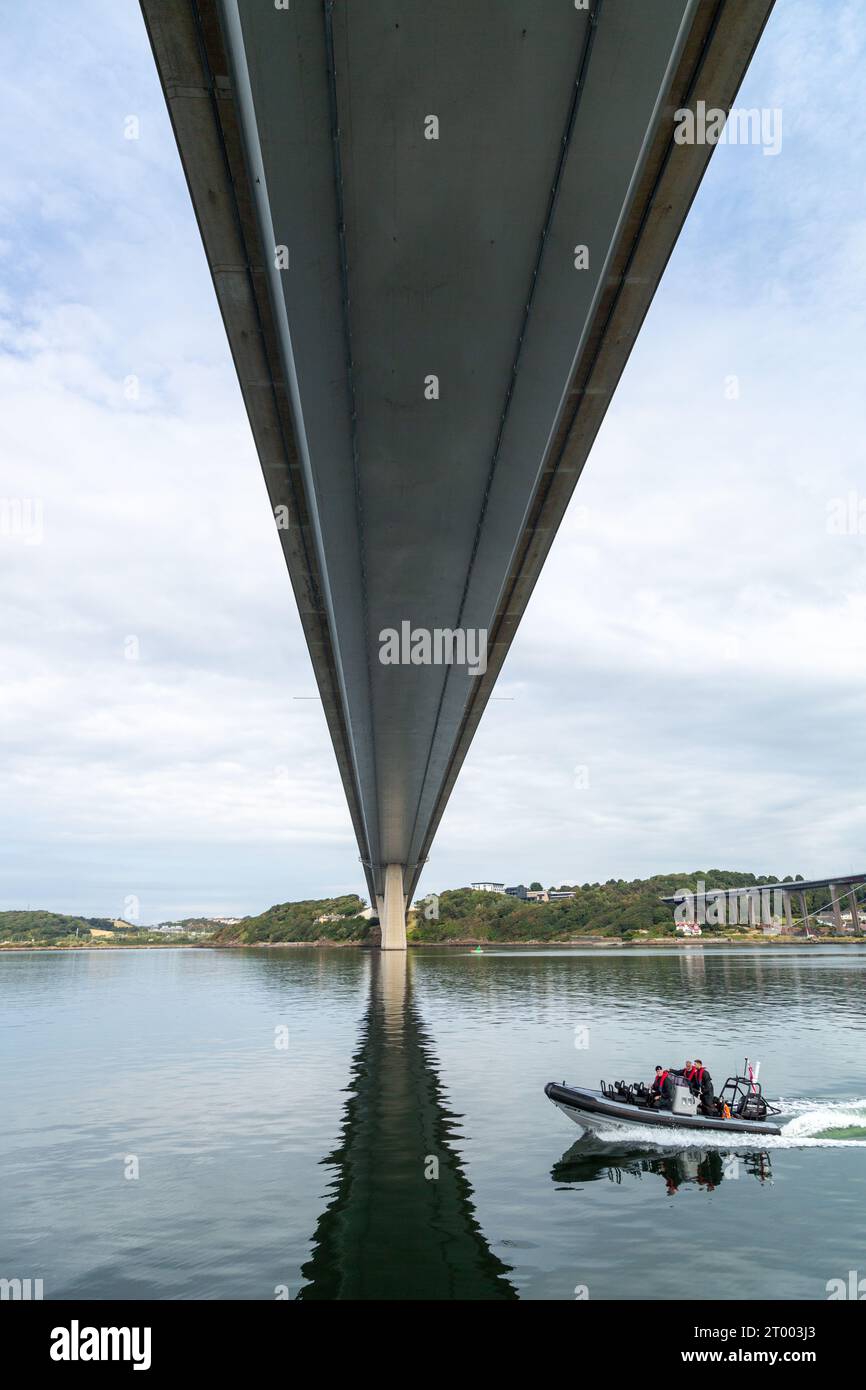 Underneath the Queensferry Crossing on a sightseeing boat trip Stock ...