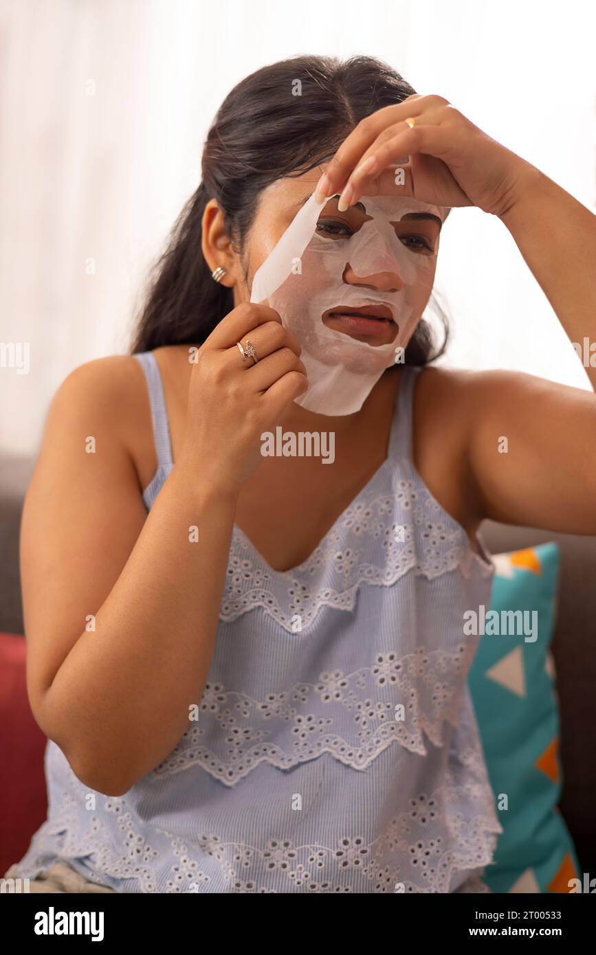 Peeling off colour hi-res stock photography and images - Alamy