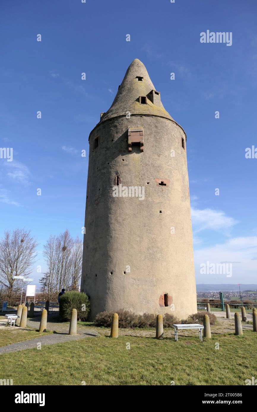 Waiting tower near Schaafheim Stock Photo - Alamy