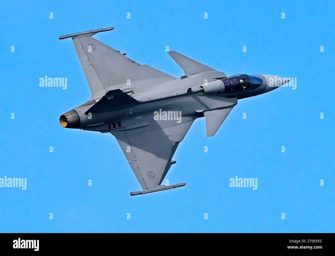 Saab JAS 39 Gripen, a light single-engine supersonic multirole fighter ...
