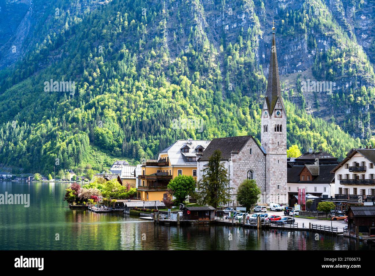Catholic church in hallstatt hi-res stock photography and images - Alamy
