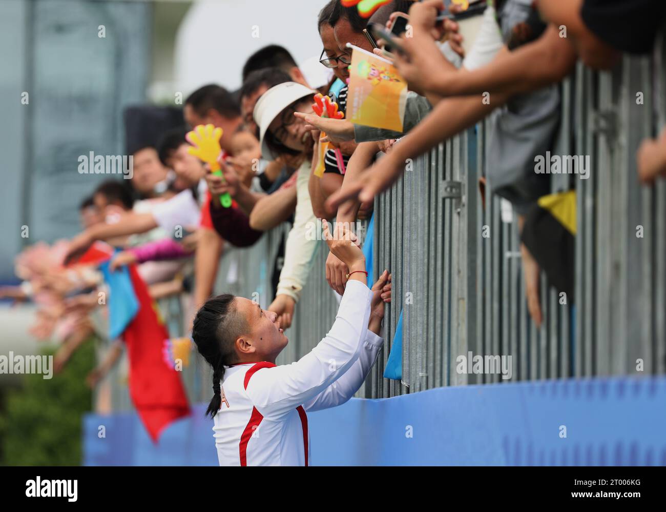 Hangzhou, China's Zhejiang Province. 3rd Oct, 2023. Lin Wenjun (down ...