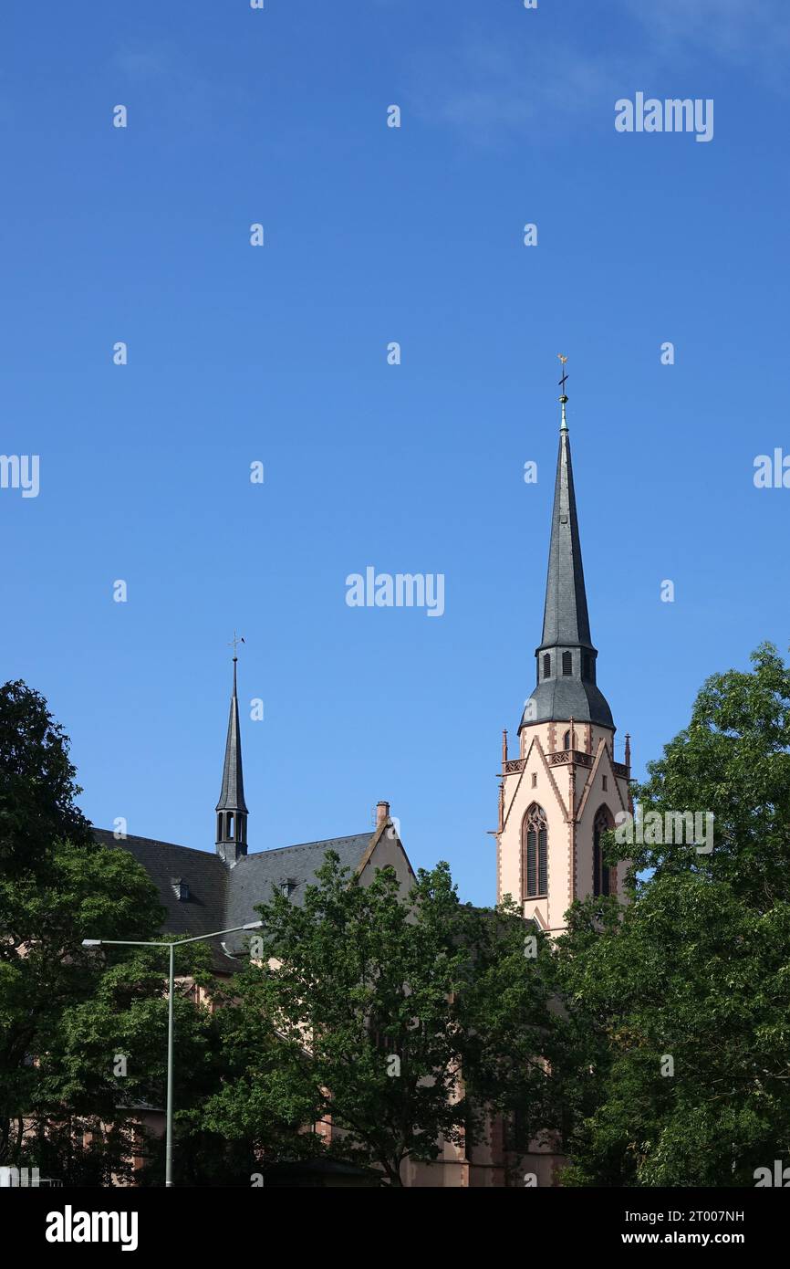 Church of St. Mauritius in Frankfurt-Schwanheim Stock Photo - Alamy