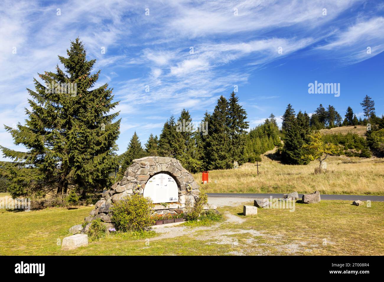 Památník bývalého kostela sv. Václava, zaniklá obec Rýžovna , Blatenský ...
