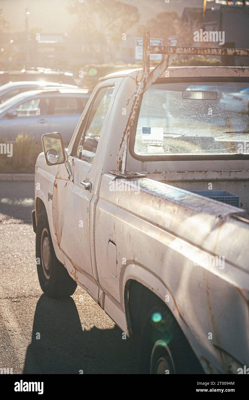 Ford f100 pickup truck hi-res stock photography and images - Alamy