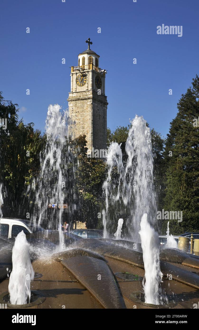 Magnolia square. Fountain and Clock tower in Bitola. Macedonia Stock ...