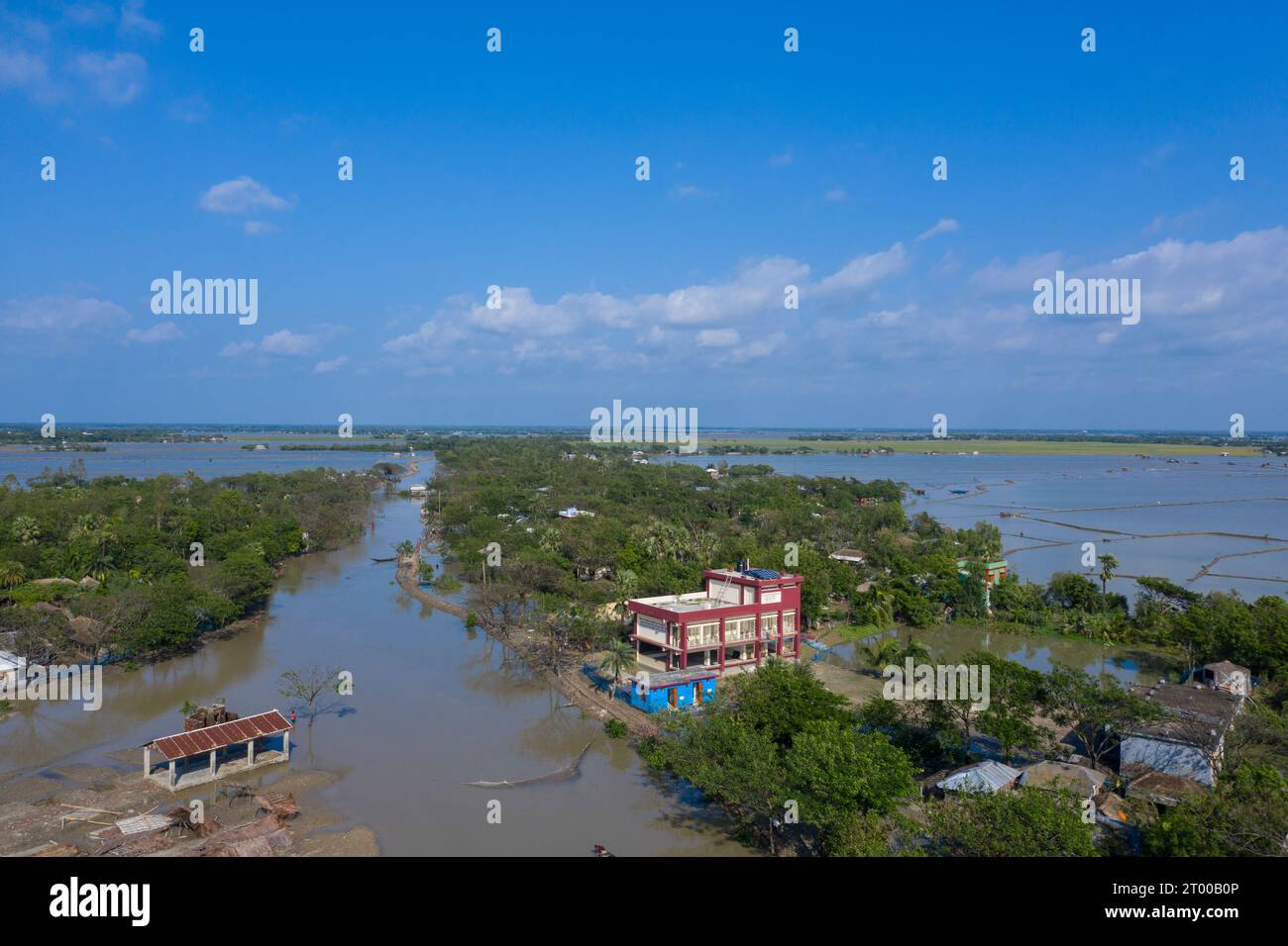 View of a desiccated floodplain at Gabura union in Shyamnagar Upajila ...