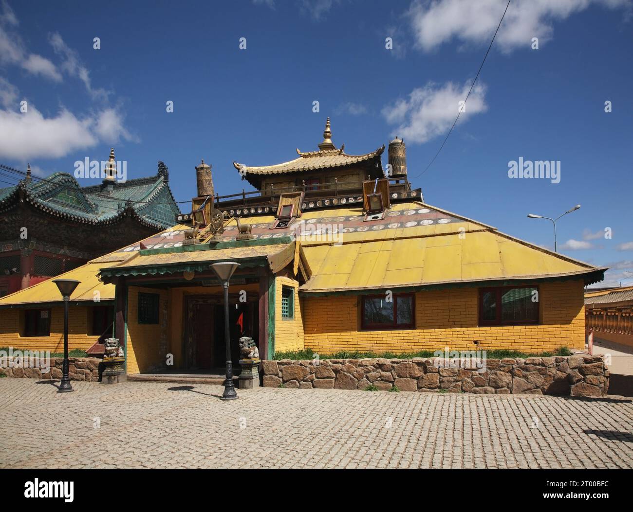 Golden temple. Gandantegchinlen Monastery in Ulaanbaatar. Mongolia ...