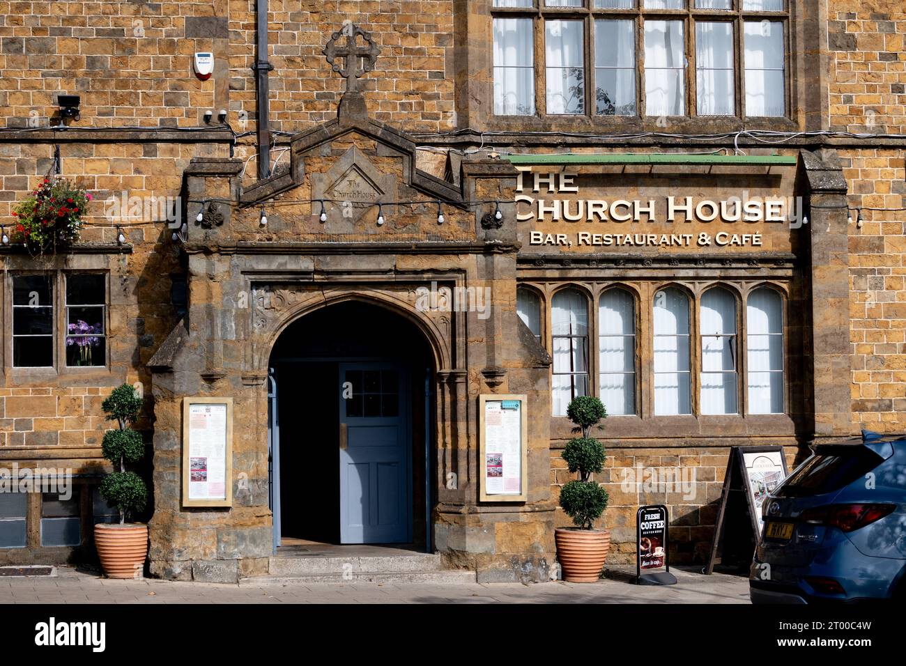 The Church House bar and restaurant, Banbury, Oxfordshire, England, UK ...