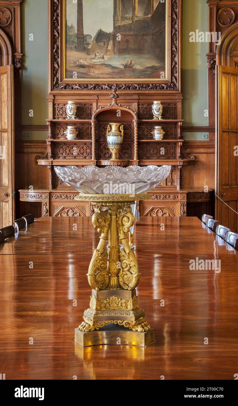 Vorontsov palace in Alupka. Crimea. Ukraine Stock Photo - Alamy