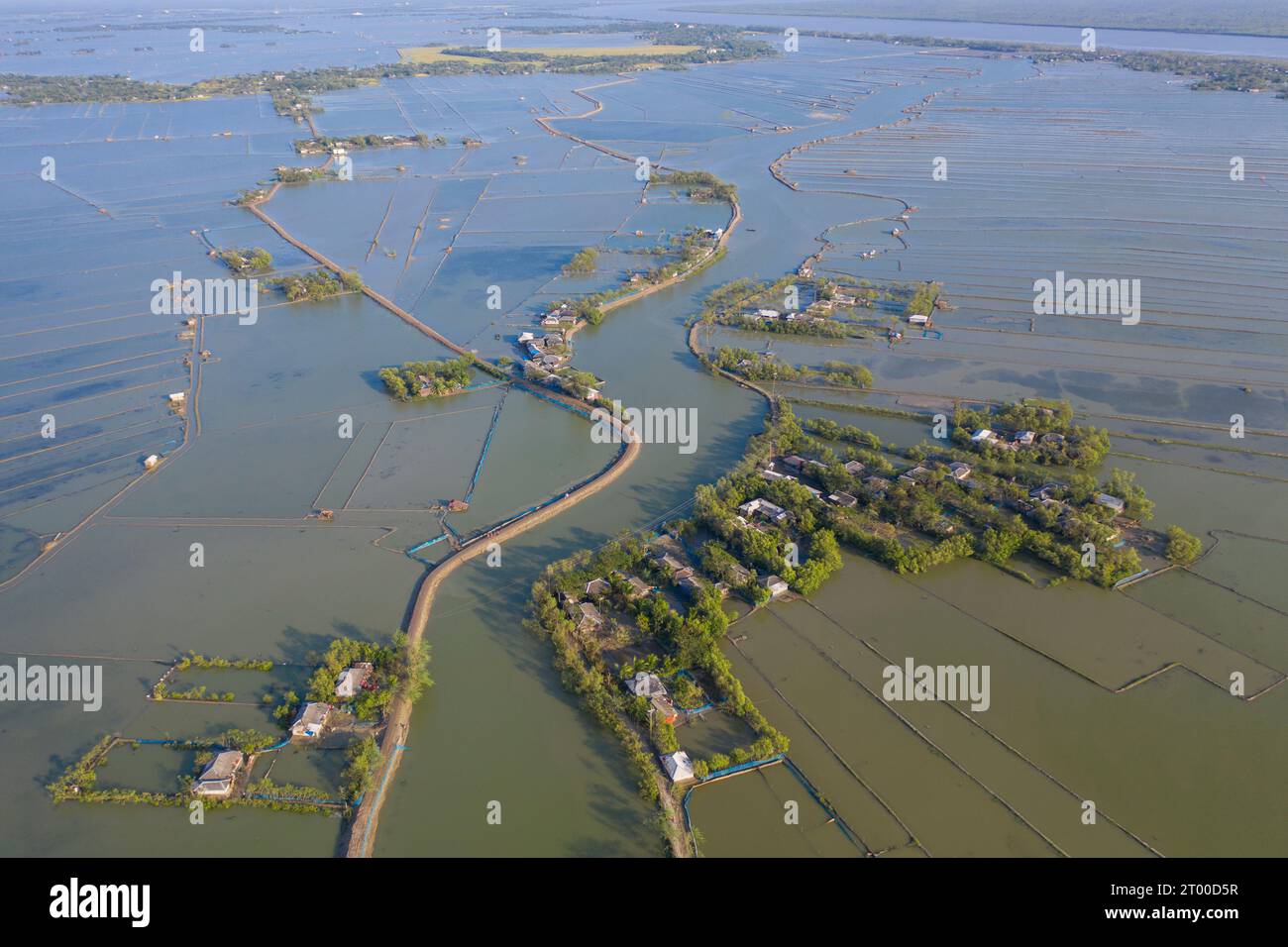 View of a desiccated floodplain at Gabura union in Shyamnagar Upajila ...