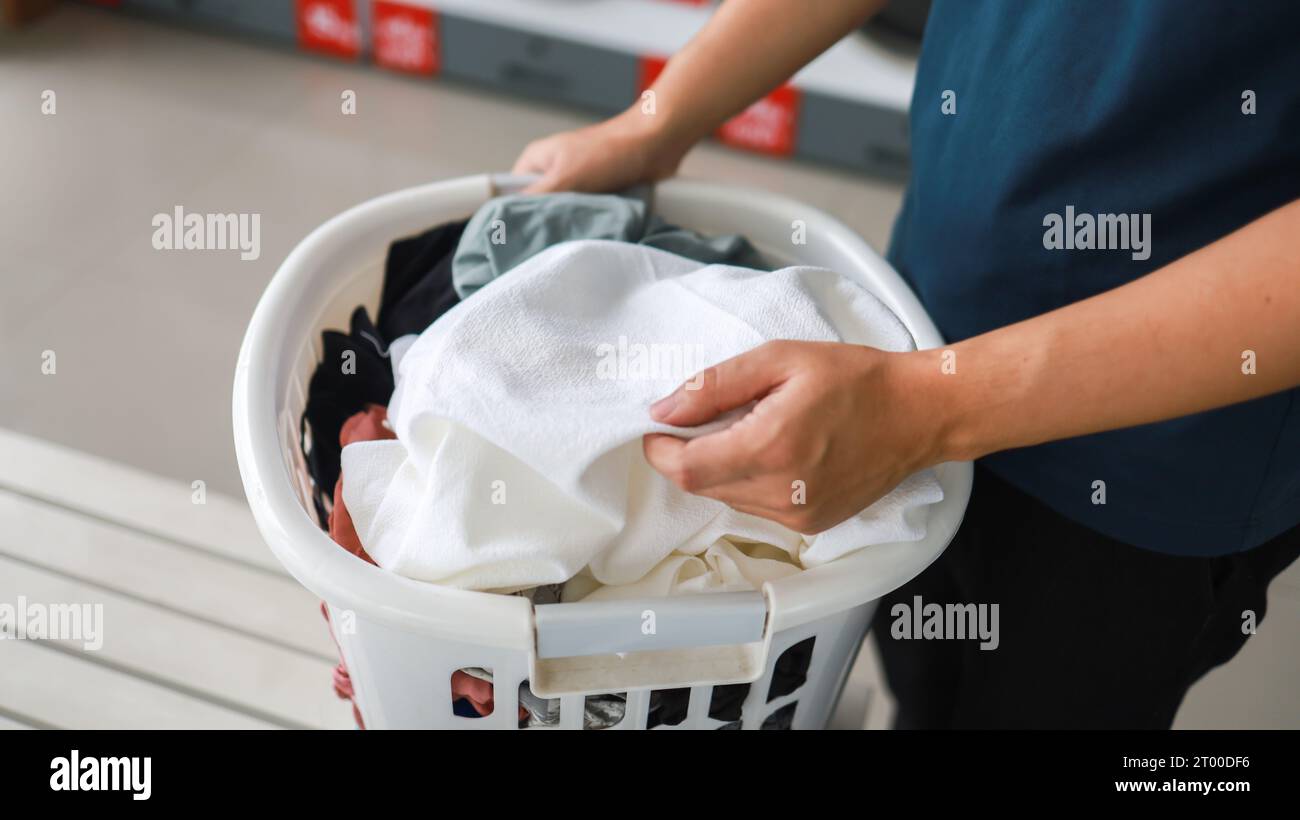 Washing machine laundry basket hi-res stock photography and images - Alamy