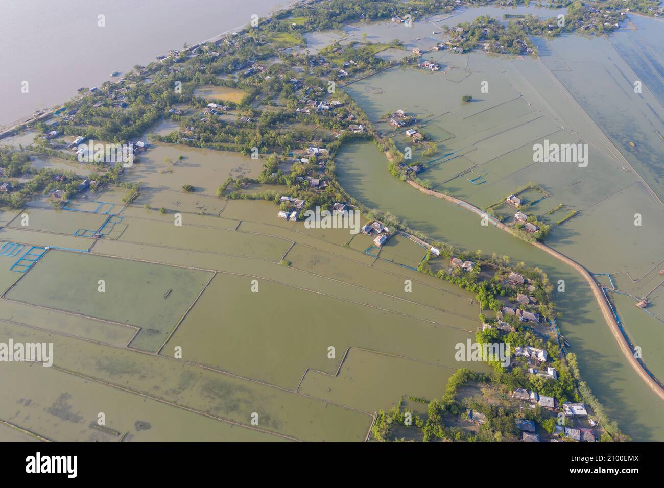 View of a desiccated floodplain at Gabura union in Shyamnagar Upajila ...