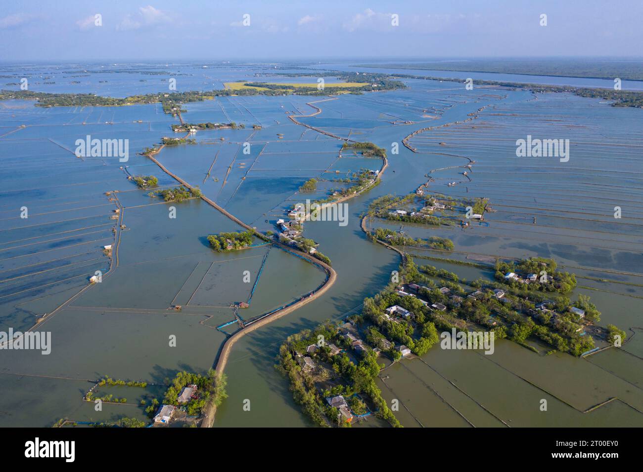 View of a desiccated floodplain at Gabura union in Shyamnagar Upajila ...