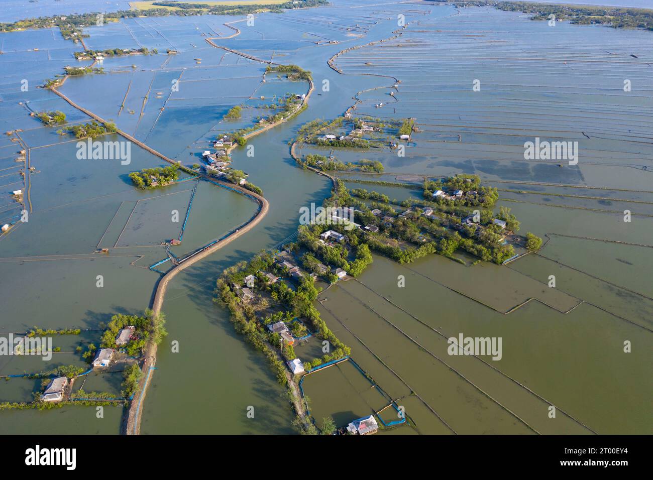View of a desiccated floodplain at Gabura union in Shyamnagar Upajila ...