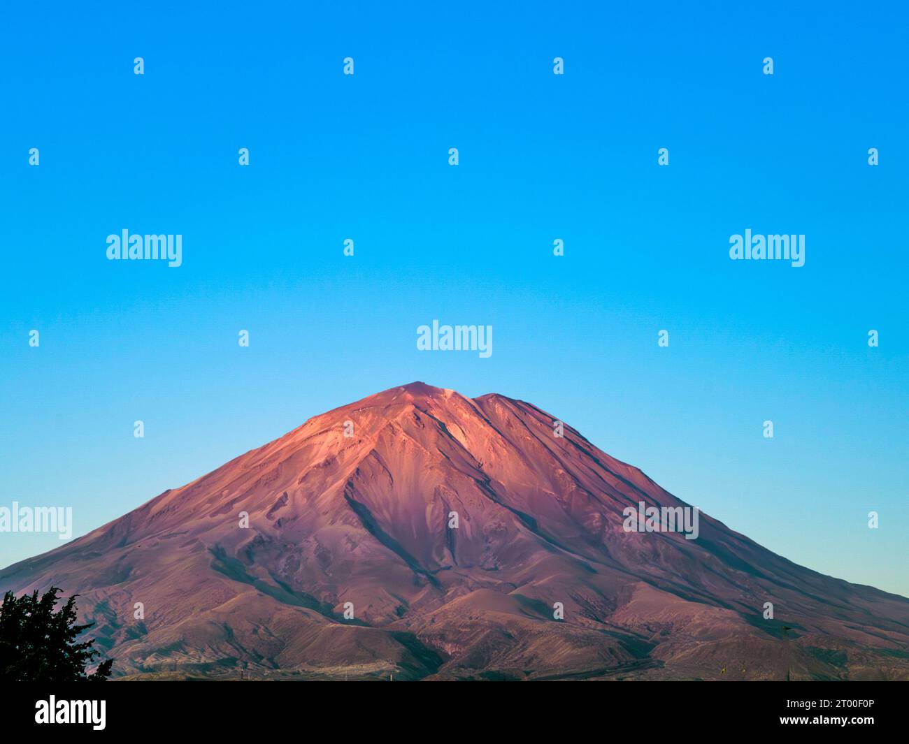 ity of Arequipa, Peru with its iconic volcano Chachani in the ...