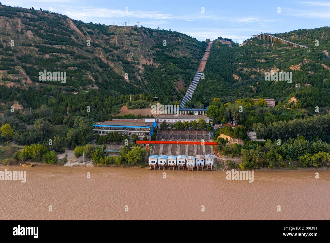 (231003) -- RUICHENG, Oct. 3, 2023 (Xinhua) -- This aerial photo taken ...