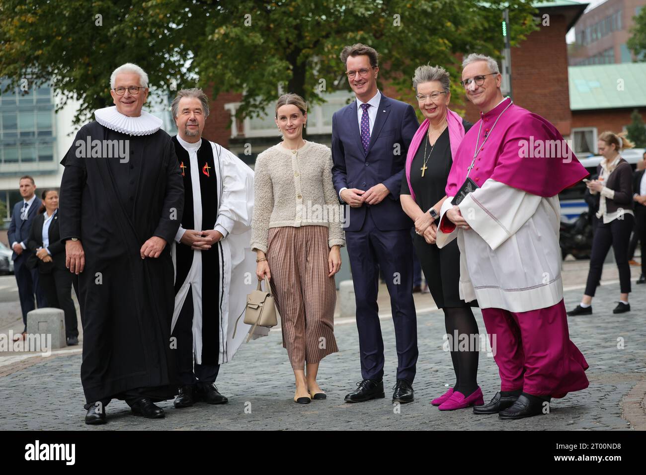 Hamburg, Germany. 03 October 2023, Hamburg: Chief Pastor Alexander ...