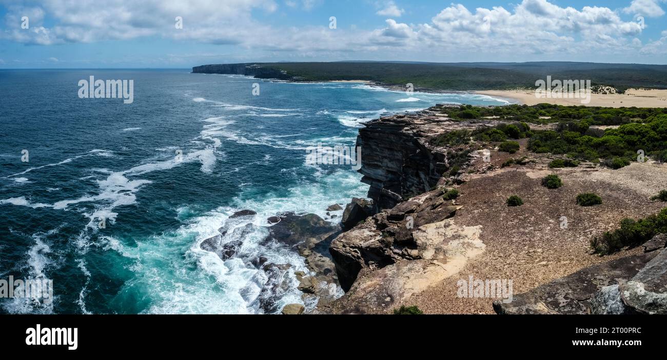 Coastal track royal national park hi-res stock photography and images ...