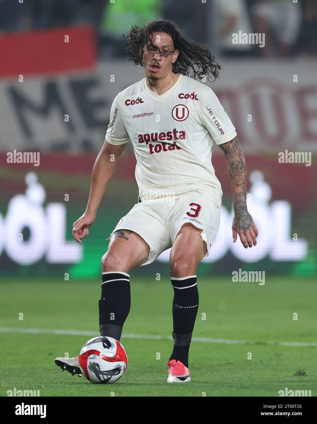 Lima, Peru. 02nd Oct, 2023. Williams Riveros of Universitario de ...