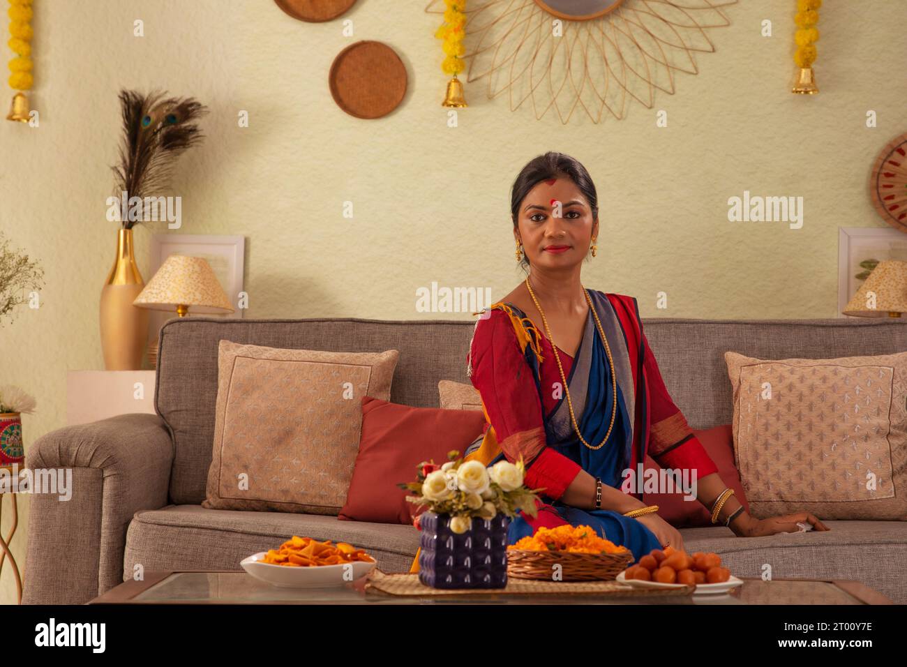 Bengali woman hi-res stock photography and images - Alamy