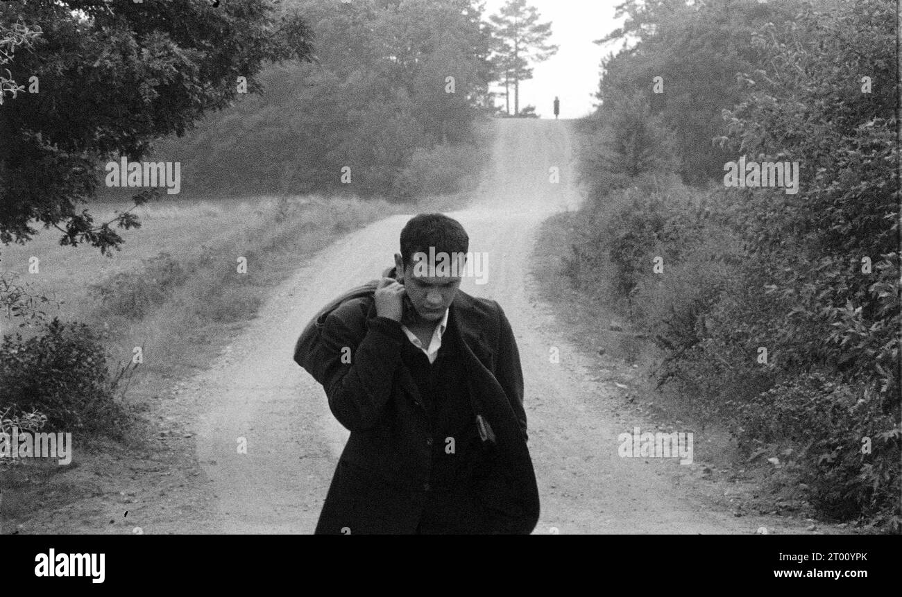 Kasaba Year: 1997 Turkey Director: Nuri Bilge Ceylan Mehmet Emin Toprak ...