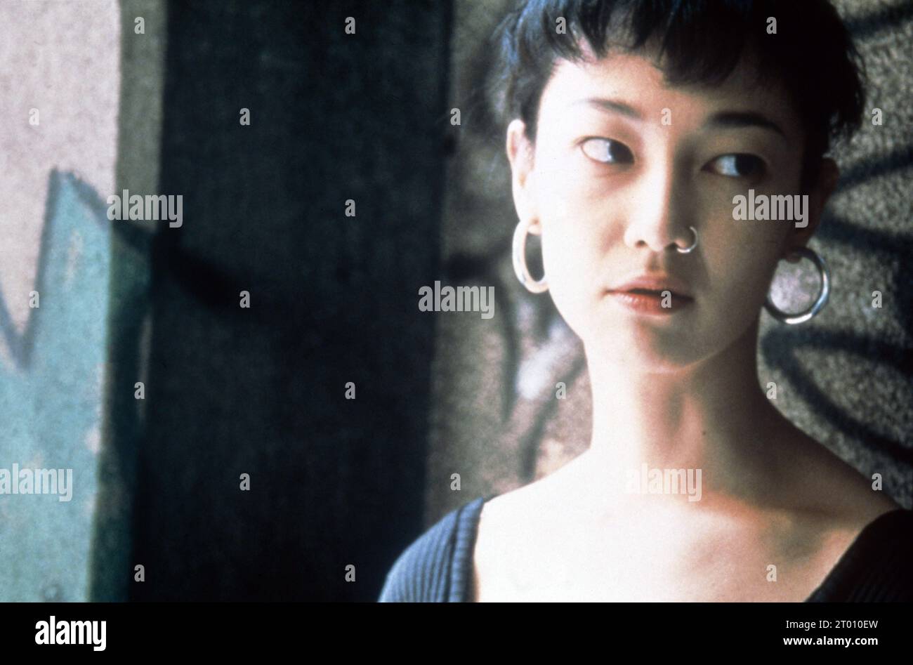 Tokyo Fist Tokyo ken Year : 1995 Japan Director : Shinya Tsukamoto ...