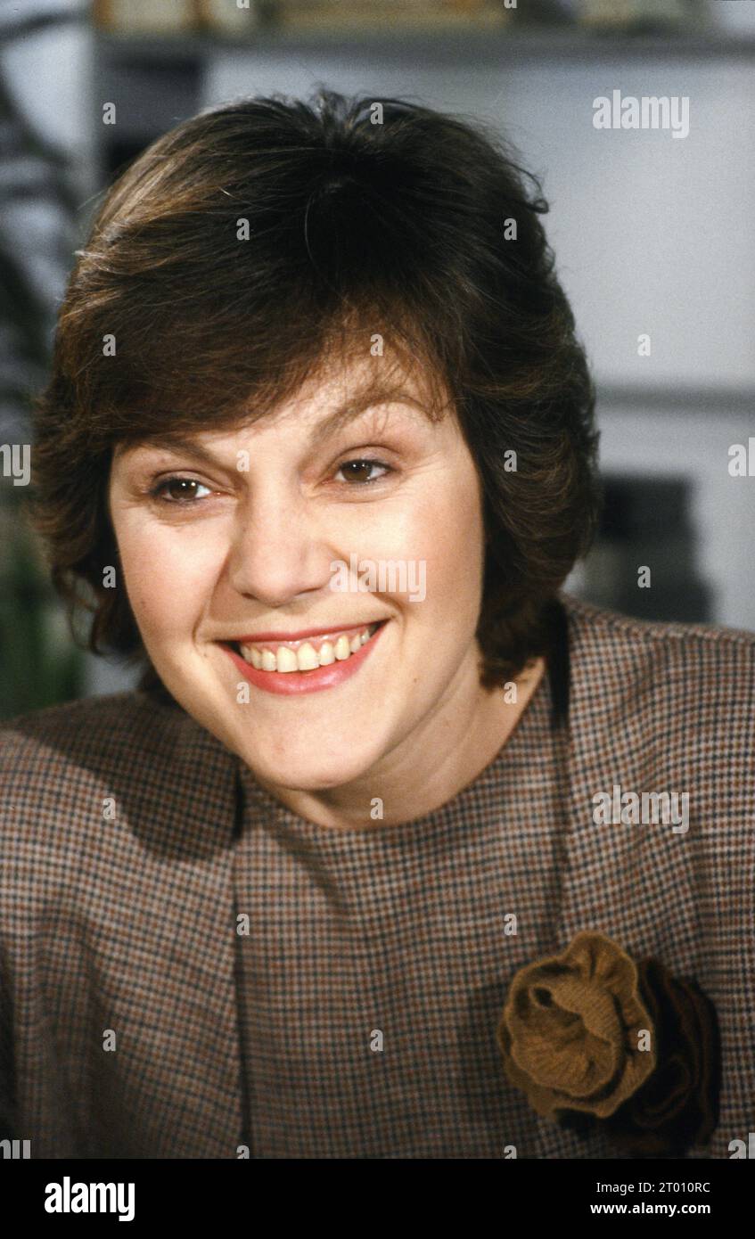 Allo allo tv hi-res stock photography and images - Alamy