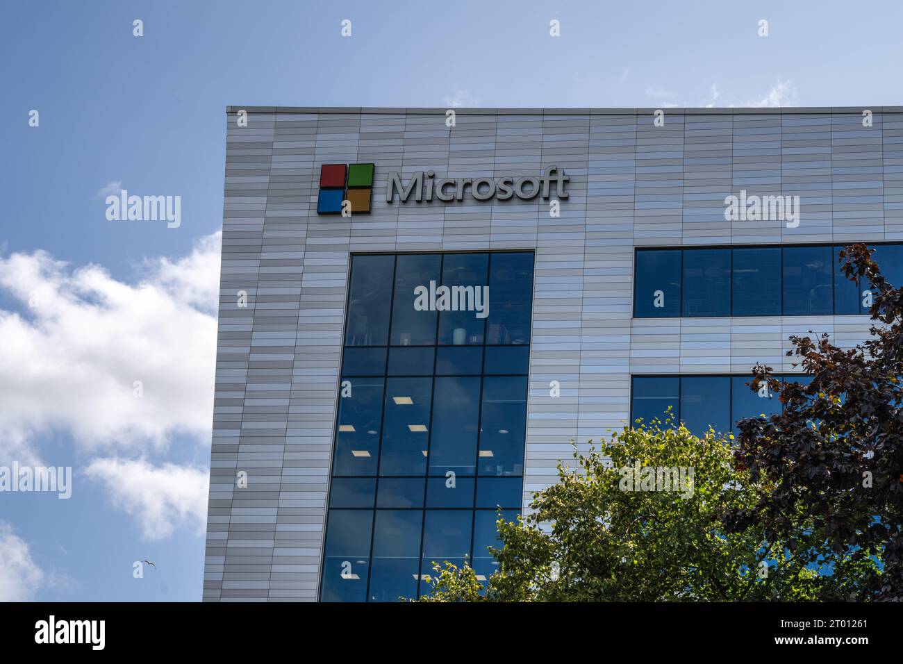 Chat gpt sign hi-res stock photography and images - Alamy