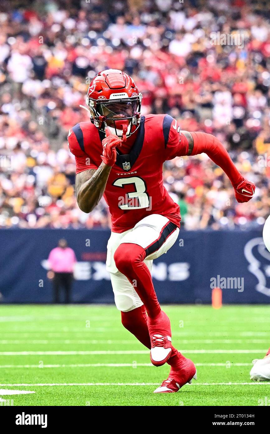 Houston Texans wide receiver Tank Dell (3) in action during the first ...