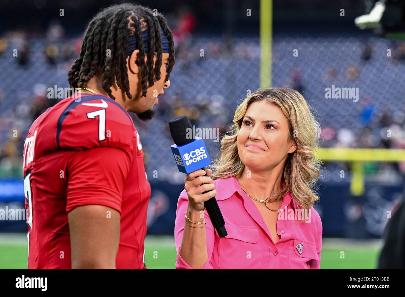 CBS Sports reporter Amanda Balionis interviews Houston Texans ...