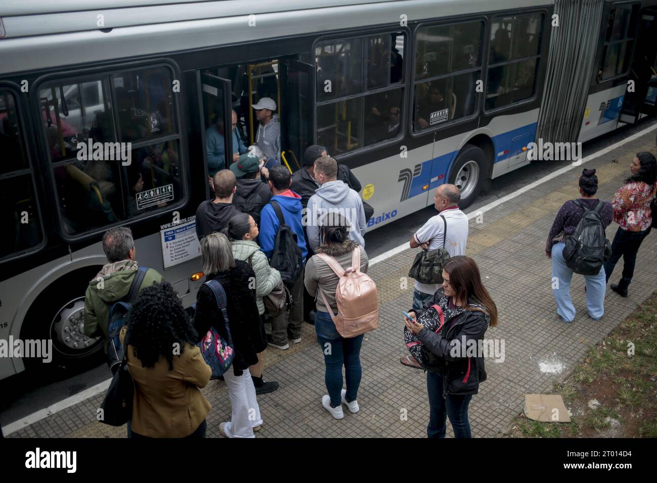 SP - SAO PAULO - 10/03/2023 - SAO PAULO, GREVE, METRO, CPTM, SABESP ...