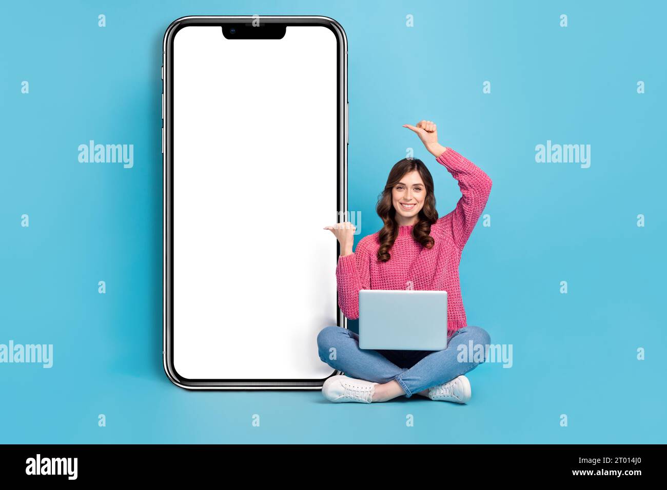 Full length photo of girl java coder wear pink knit sweater website ...